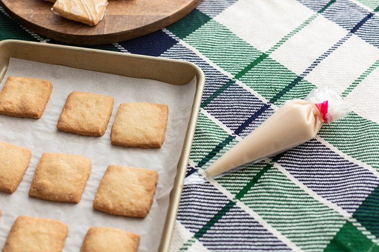 Sweet Tea Iced Shortbread Cookies – The Hurried Hostess